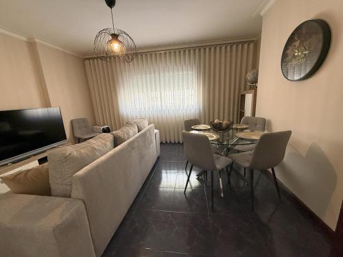 Arca De Ouro Apartamento Espacoso By Su E Luis - Vila Nova de Gaia