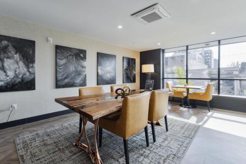 Sleek Loft 15 Min From Nyc With Manhattan View - Brooklyn, NY