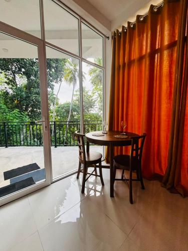 The Lagoon Villa - Mirissa