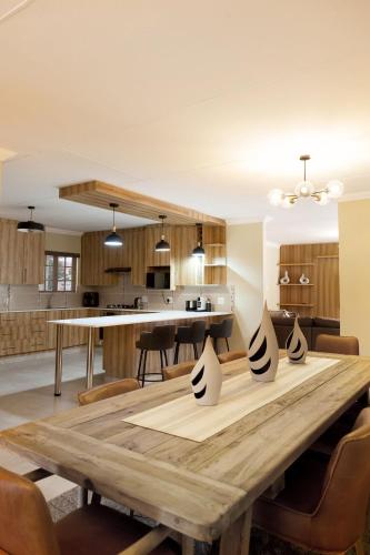 The Amaze House A Luxury Private Villa - Polokwane