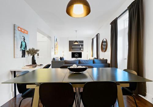 Liv Mtl Chic Spacious 4br Rooftop Suites Near Downtown - Québec