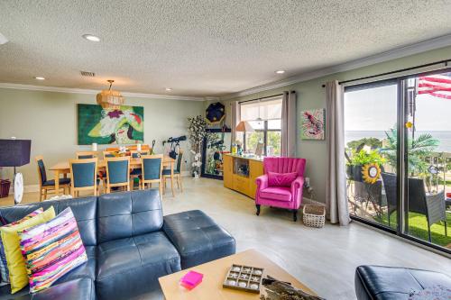 Waterfront Biloxi Condo: Gulf-view Balcony! - Biloxi, MS
