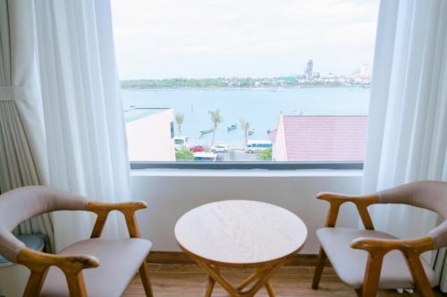 Ngon Hai ĐAng Hotel - Đồng Hới