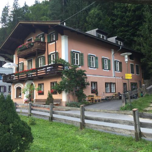 Haus Stainer - Location saisonnière, Lofer Nr.50, 5090 Lofer - Adresse ...