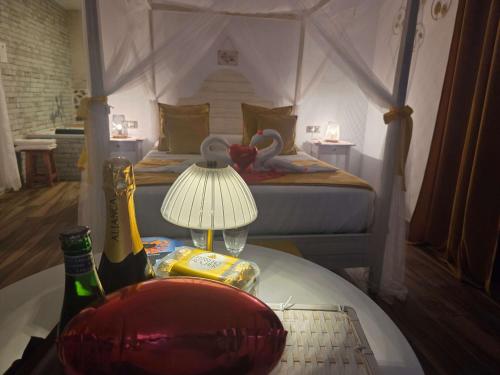 Habitacion Ideada Para Parejas Con Jacuzzi, Desayuno Romantico Y Opcion De Cenas En Su Restaurante - Extremadura