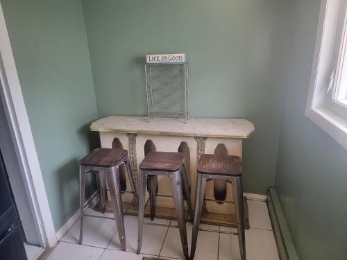 Armani Manor Rustic Spacious 2br Unit 1 - Wildwood Crest, NJ