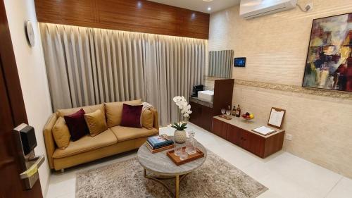 Royal Richmond Hotel - Dhaka