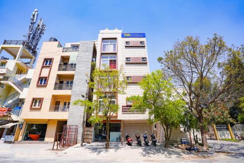 Royal Nest Hsr Layout - Bengaluru
