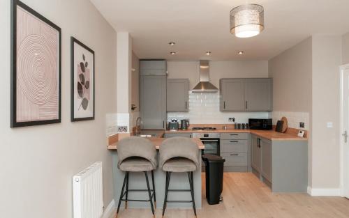 Bright Modern 2-bed Apartment With Free Parking - Scotland