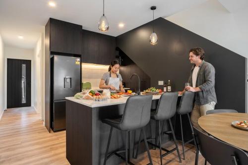 Brand New Townhouse With The X Factor - Queenstown, New Zealand