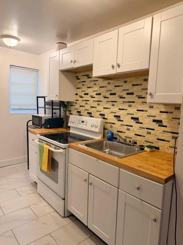 Stylish Apartment Near Widener & I-95 - Chester, PA