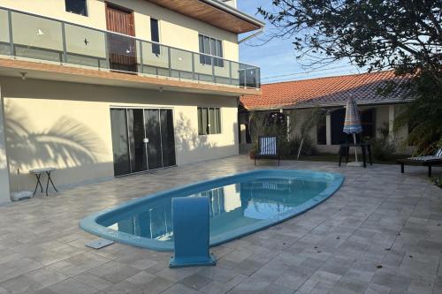 Casa Pascoa - Sobrado Com Piscina Para Familias 300m Praia De Matinhos Para 10 Pessoas - Matinhos