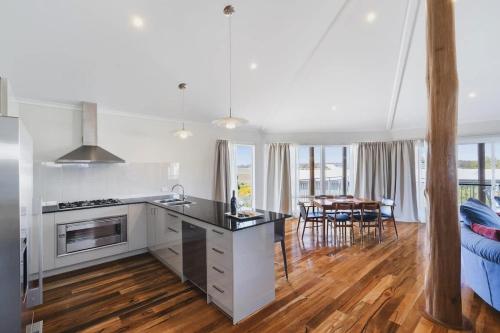 Peppy Harmony House - Coastal Calm On Geographe Bay - Bunbury