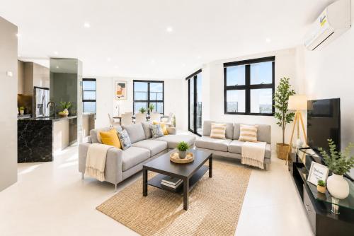 Luxury 3br Penthouse & Huge Terrace & 2 Parking - Sydney