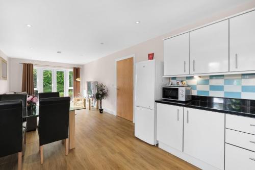 Heathrow Living 2bdr 2ba Apt By 360 Stays - Apt 10 - London Heathrow Airport (LHR)
