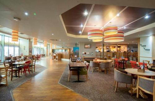 The Beach Lodge Inside Parkdean Camber Sands Resort - Parking, Decking, Fast Wi-fi - Camber Sands