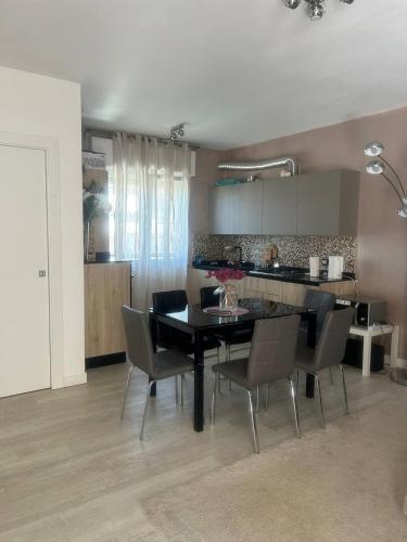 Summer Nest - Cecina