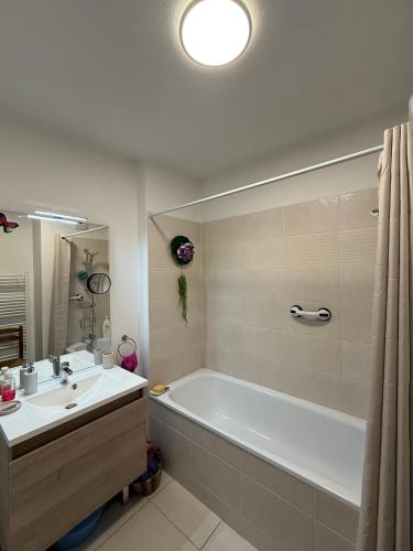 Une Petite Chambre Cosy - Dijon