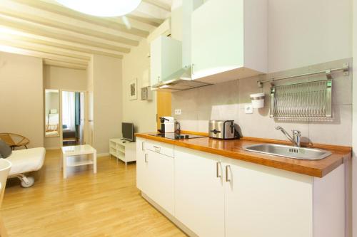 Barcelona Mercaders Apartments - La Barceloneta