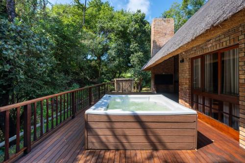Kruger 268 - Luxury Self-catering - Jacuzzi - Hazyview