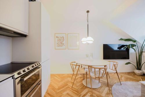 Stunning Apartment By The Lakes - Copenhagen