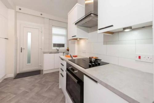 Dalziel House-3 Bedroom Hamilton - Glasgow