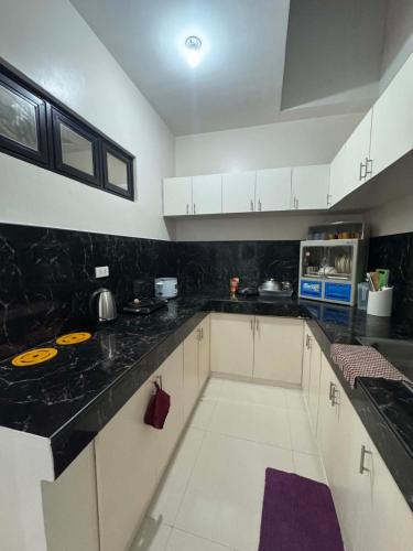 Sariaya Quezon Transient House 1bedroom - Sariaya