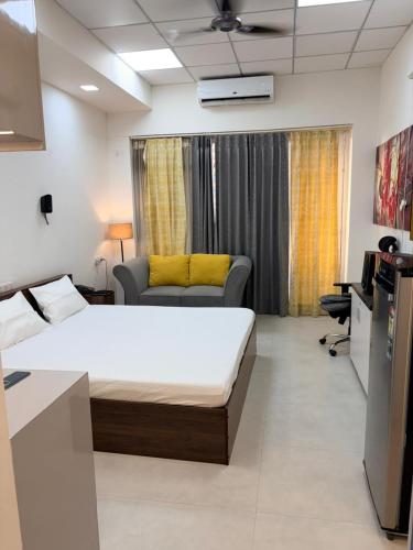Falco Rooms Smart Room Studio Apartment - Ghaziabad