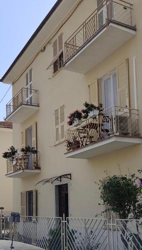 "Il Tulipano" Appartamento, O Doppia Camera Quadrupla, Con Bagno - Sestri Levante