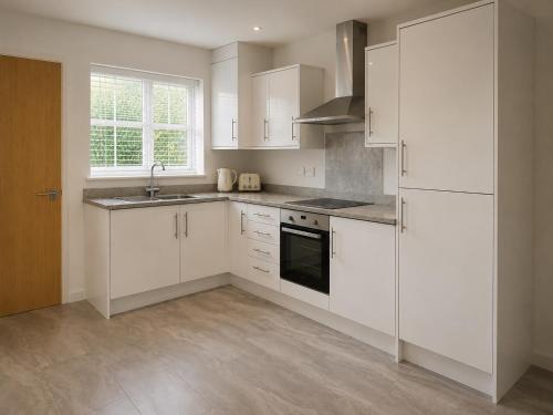 Modern 3br Home With Free Parking & Near Crewe Station - Crewe