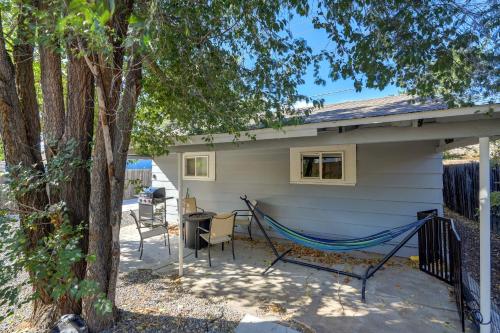 Pet-friendly Hot Tub Cottage, Olympic Center - Colorado Springs, CO