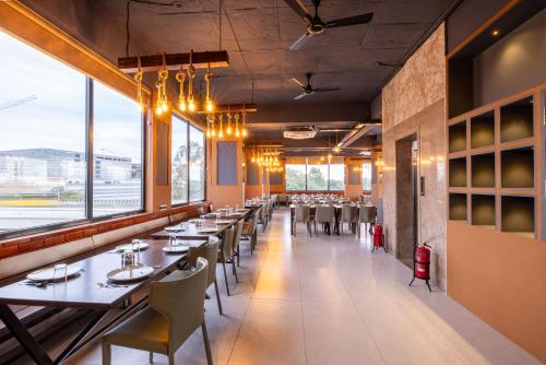 Dhisha Inn Hotel - Bengaluru
