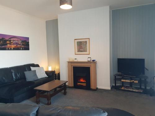 Lovely 2 Bed Apartment, 5 Mins Into Newcastle - Sleeps 6 - Gateshead