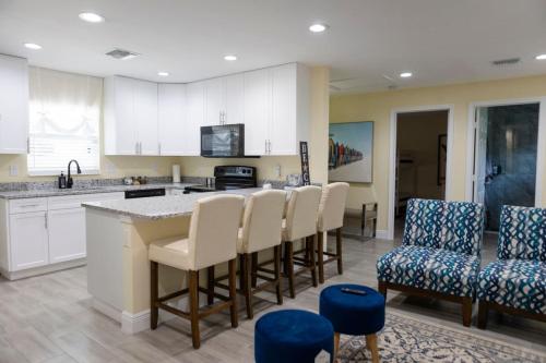 Palm Beach Cottage - West Palm Beach, FL