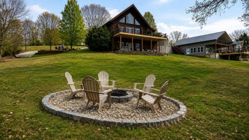 Ridge Hideaway Peaceful Lake Escape - Cadiz, KY