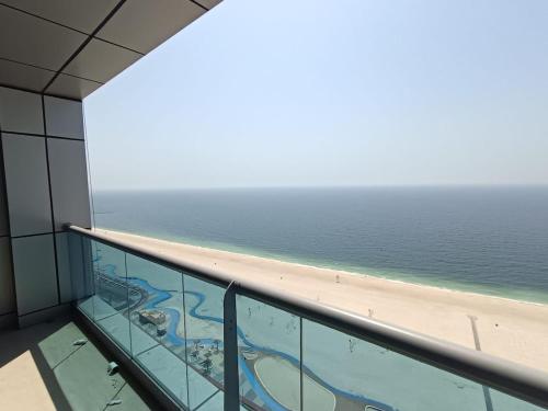 Gorgeous Sea Views, Large Deluxe 2 Bedroom Apartment! - Ajman