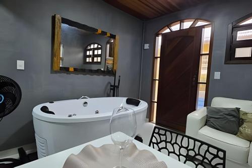 Sossego Real: Casa Solo C/ Banheira Ofuro - Ilhabela