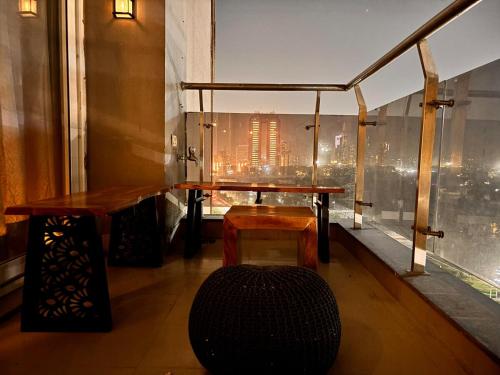 2 Bhk Premium Studio With Private Balcony - The Nook - Gurugram