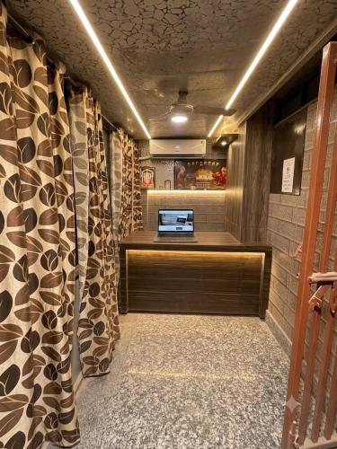 Crown House - Jalandhar