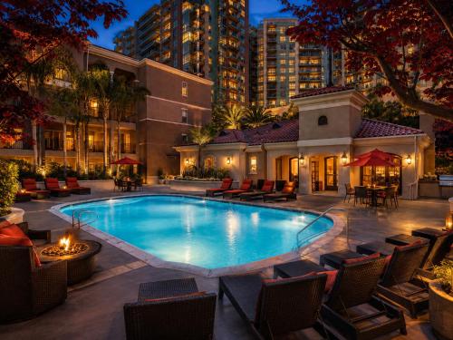 Private Ensuite Room In Shared Luxury Apartment With Gym,hot Tub,gym,sauna,pool - Los Angeles