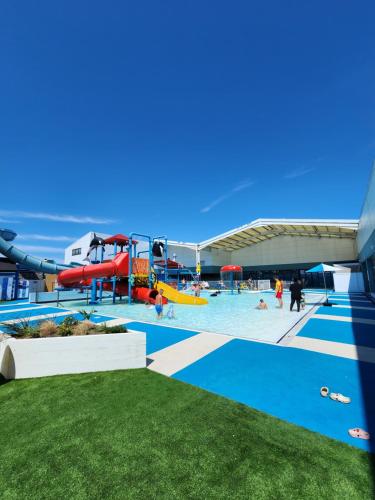 Spacious Accomodation 134 Unity Beach Brean Centrally Located Sleeps 6 Pet Friendly Pets Stay Free - Devon
