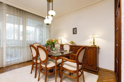 Retro-lux 2br Apt In Kapana Plovdiv Old Town View - Plovdiv