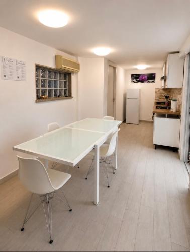 La Taverna Con Giardino Vicino Al Mare - Civitavecchia