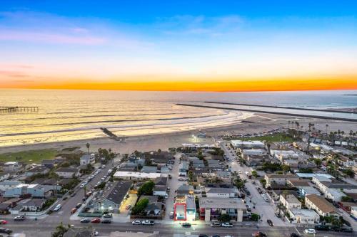 175 Steps To Beach Renovated 1br W Patio - Skytower, San Diego