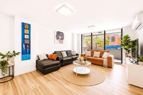 Spacious 3br & 1 Parking & Pool & Gym & Central & Icc - Sidney