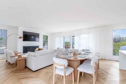 Reverie - Poolside Haven Near Beaches & Hot Springs - Rye