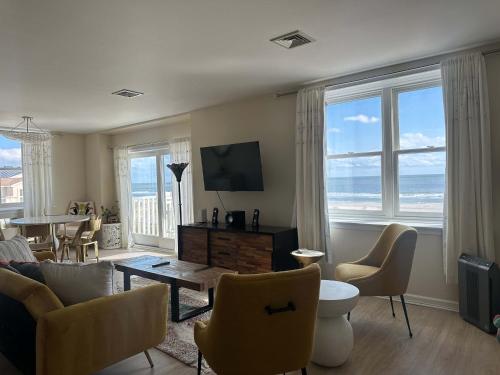 Beachfront On Buffalo Ventnor Designer Condo - Ventnor City, NJ