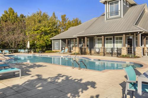 Mid-city Serenity Oasis - Huntsville, AL