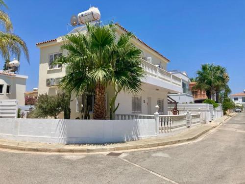 Vila Tera - Ayia Napa