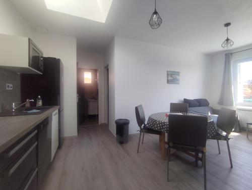 Appartement T3 Idealement Situe - Fouras